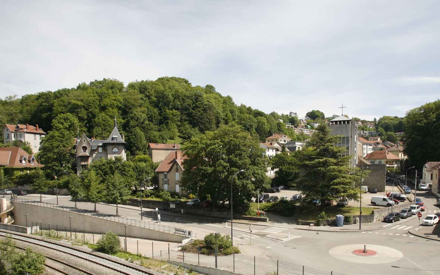 Bregille, la campagne à la ville | Montagnes du Jura